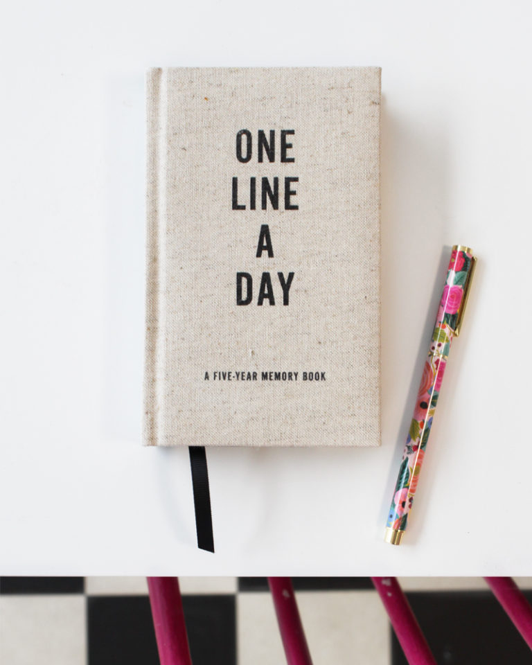 One line a day 5 vuoden Päiväkirja - Papershop