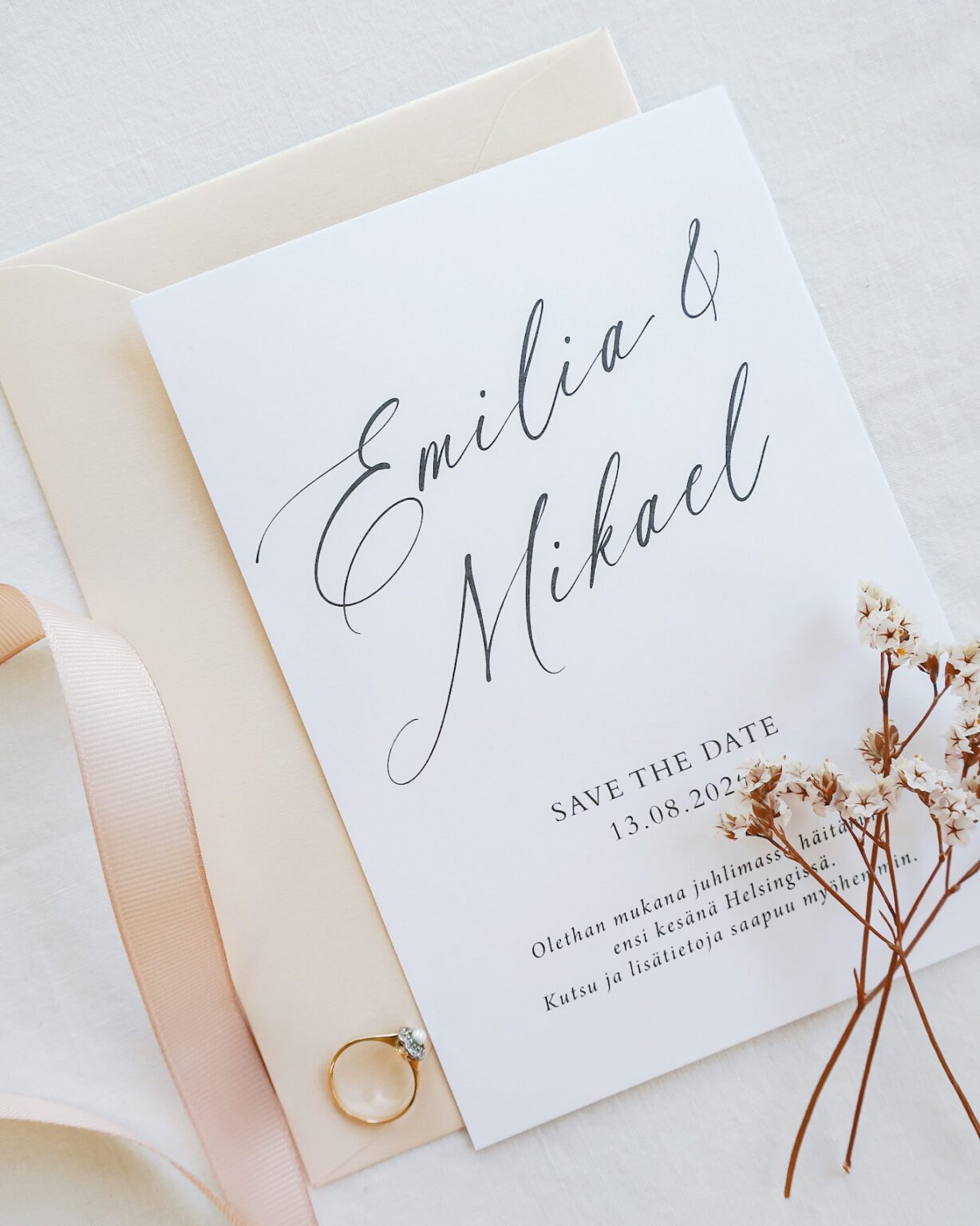 Modern calligraphy Save the date kortti - Papershop